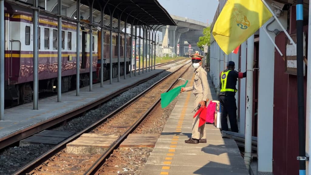 🚉 Thailand Railway Guide – All About Thai Trains